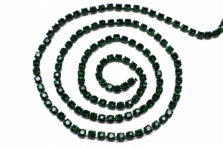 Стразовая цепь, звено 2,0х2,0мм, цвет изумруд/изумруд, латунь, 47-045, 50см (около 190 страз)