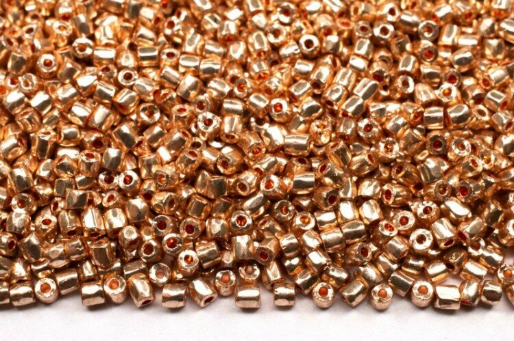 Бисер чешский PRECIOSA Богемский граненый, рубка 11/0 18589 медный, непрозрачный металлик, 10 грамм