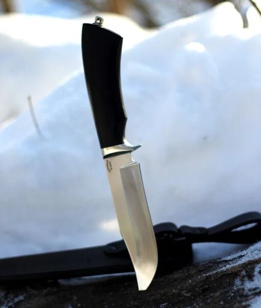 Нож из кованой стали Х12МФ "Гюрза" ручной работы