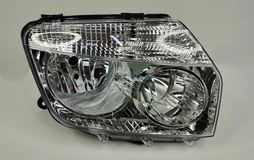 Фары автомобильные