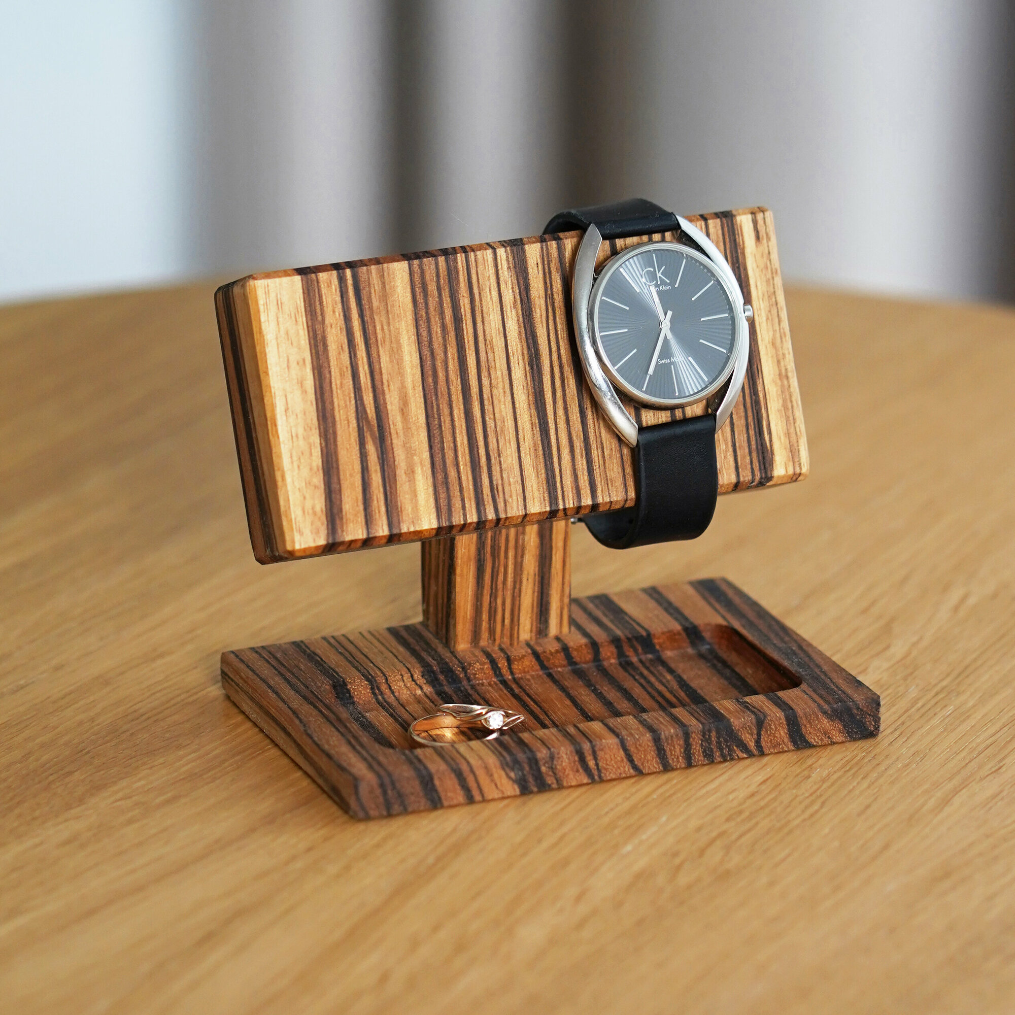 Подставка Golfed Woodwork