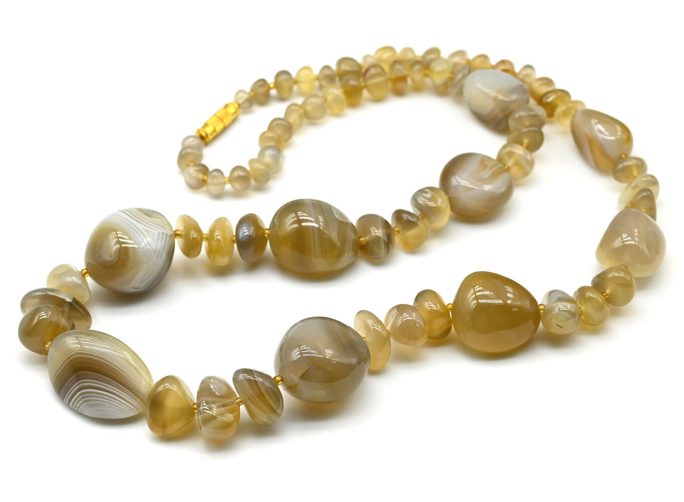 Бусы, агат