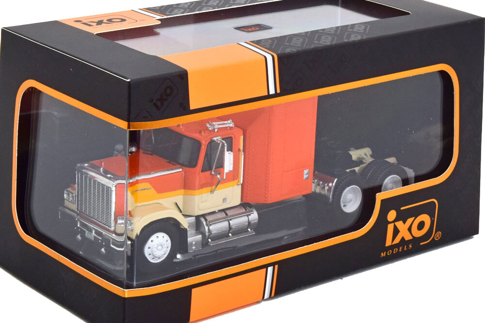 Модель коллекционная IXO Gmc general 1980 orange/beige — фото 1