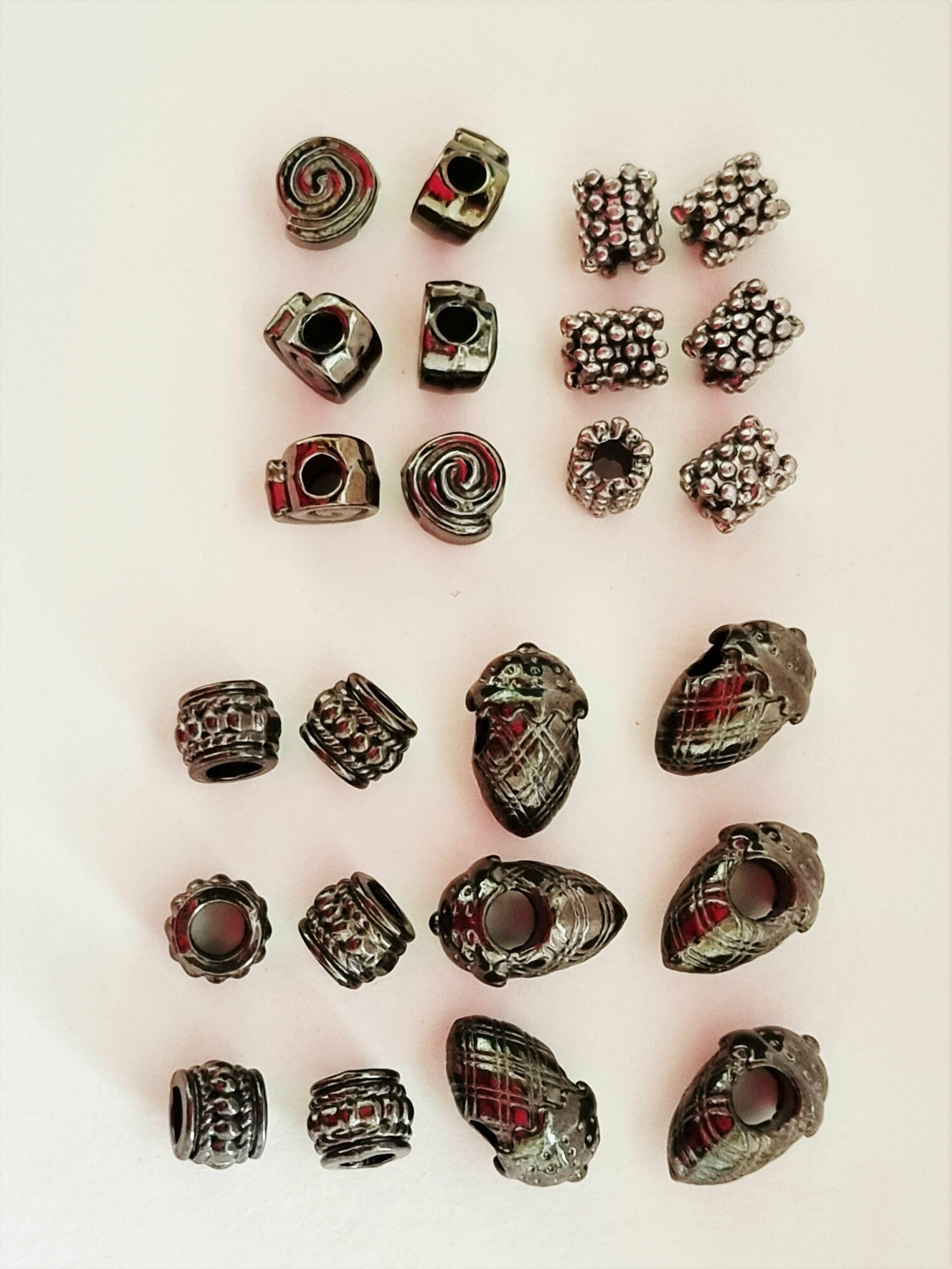 Фурнитура для украшений"Black-2". Набор бусин 24шт.