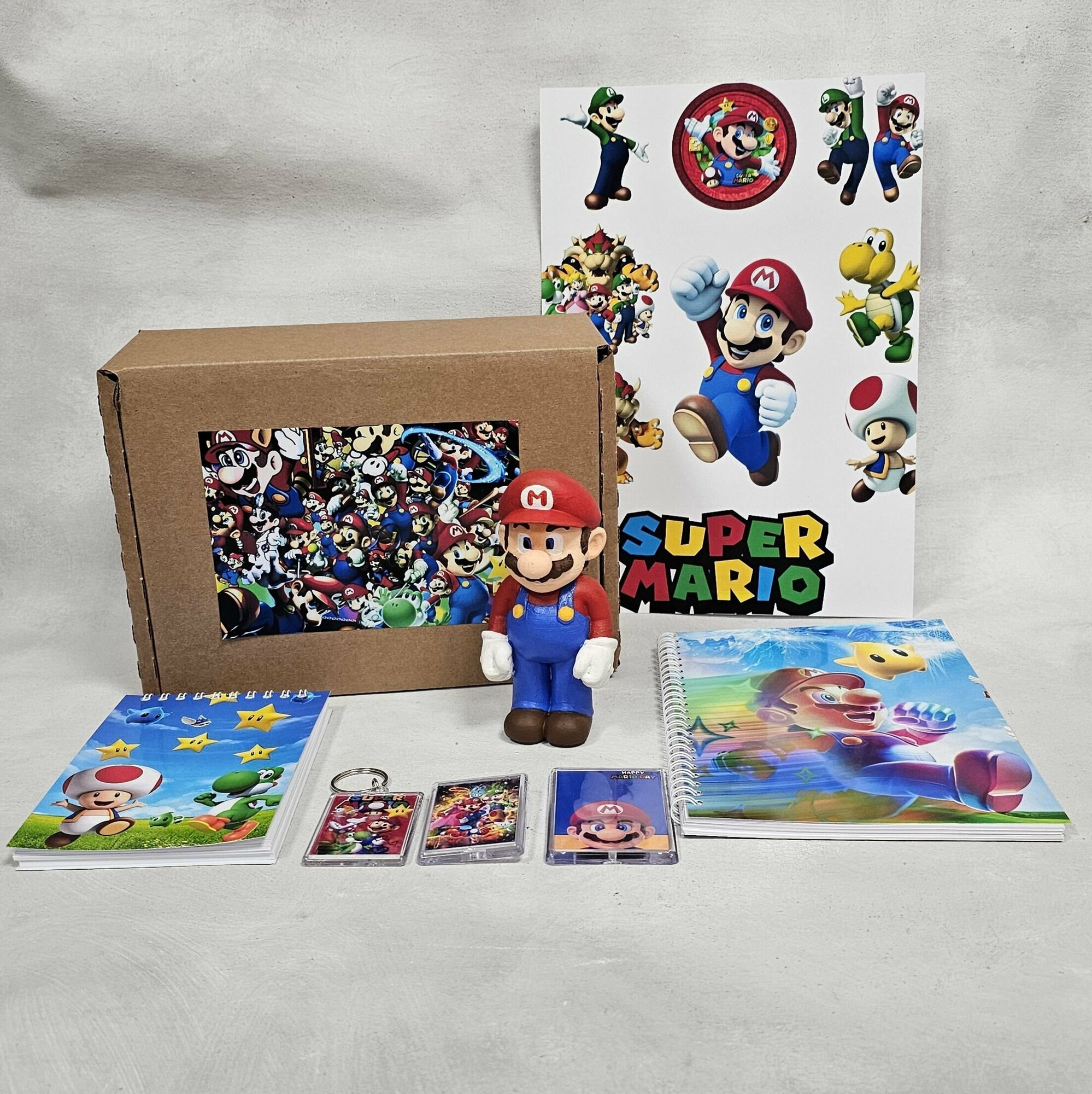 Подарочный бокс-Б "Супер Марио" Super Mario с 3D фигуркой