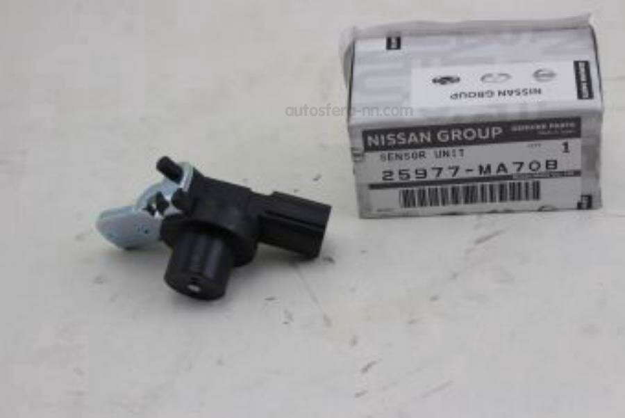 NISSAN 25977MA70B датчик положения коленвала!\Nissan Cabstar F24 (3.0) 06-/Renault Mascott 3.0DCI