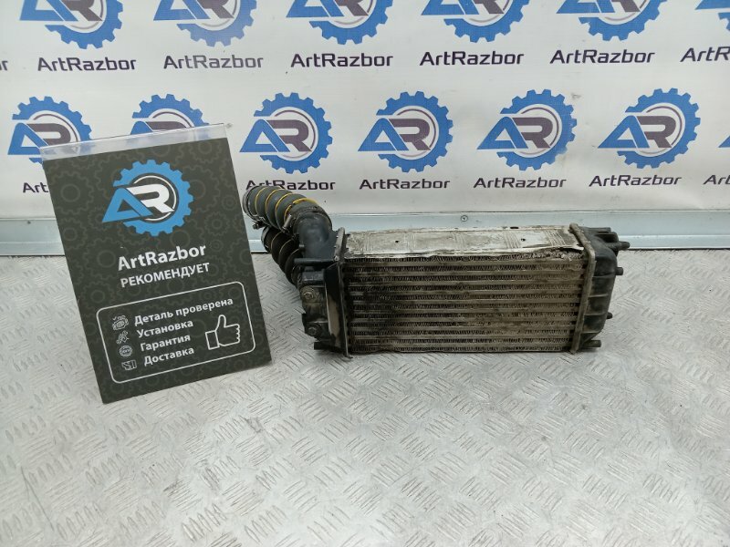 Б/У Интеркулер Peugeot Partner B9 / Пежо Партнер B9 1.6 DV6ATED4 дизель 2011