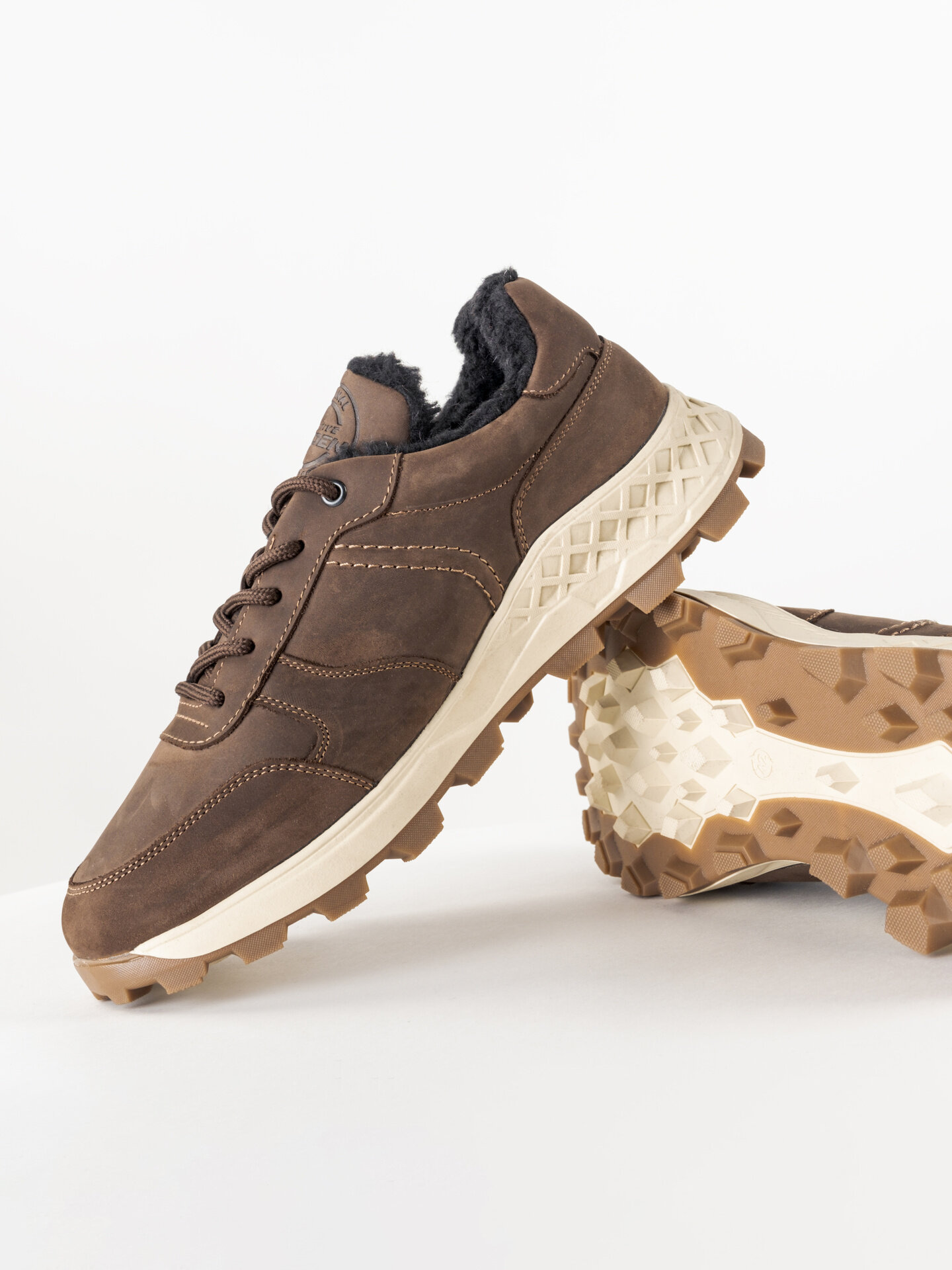 Полуботинки