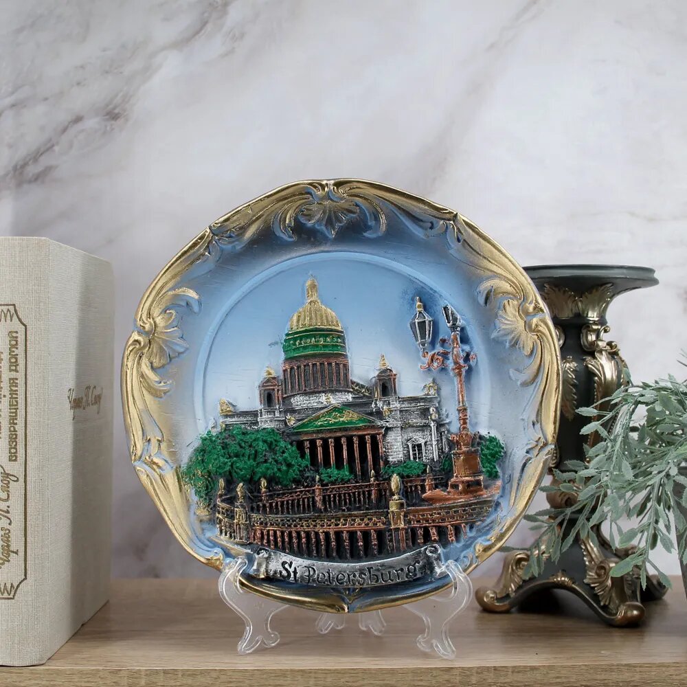 Сувенирная Тарелка Панно на подставке Исаакиевский собор. рельефная, 22.5 см , ручная роспись , гипс , настенная