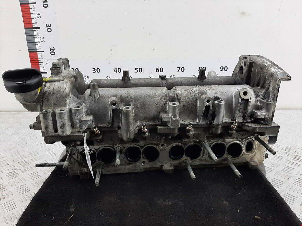 Головка блока цилиндров (ГБЦ) Opel Insignia 1 55565812 арт. 2035275