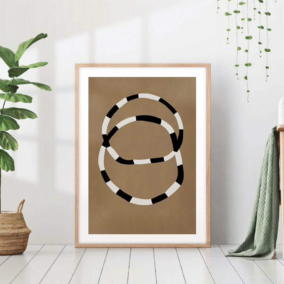 Постер "Абстракция кольца на коричневом фоне" 50x70 без рамки на стену для интерьера