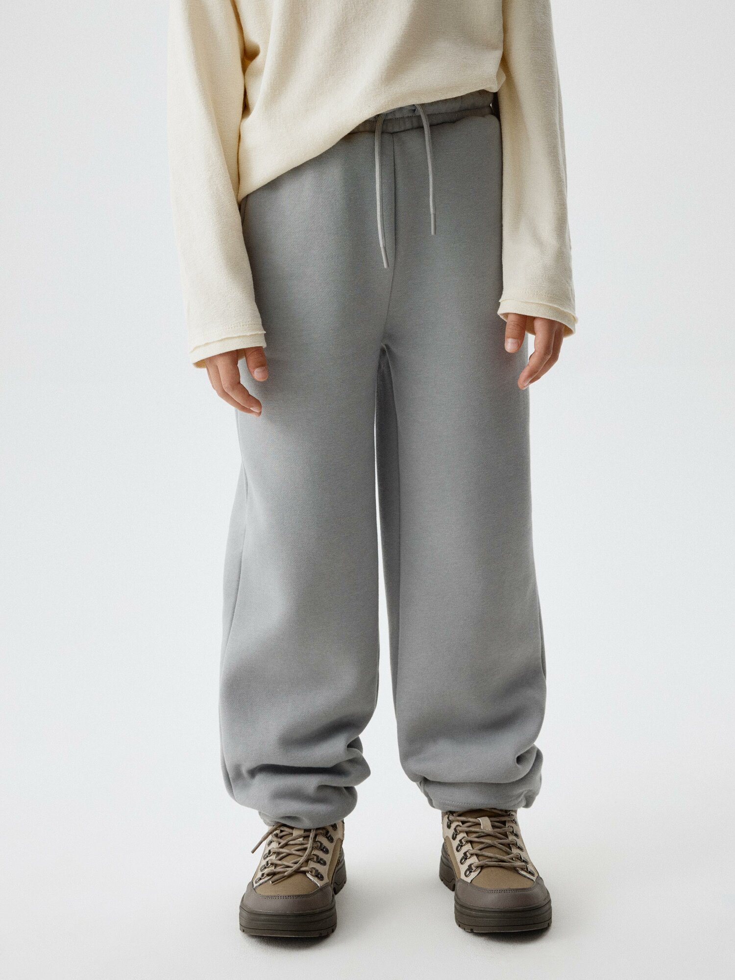 Брюки спортивные