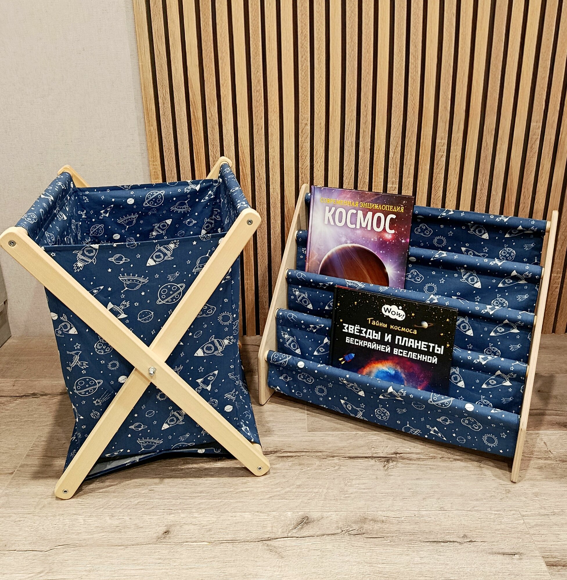 Полка для книг "Монтессори", натуральные материалы, ручная работа, 52x44x24 см — фото 1