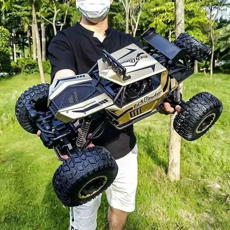 Огромная радиоуправляемая машина внедорожник, длина 50 см, 1:8 4WD 2 батарейки LBJ