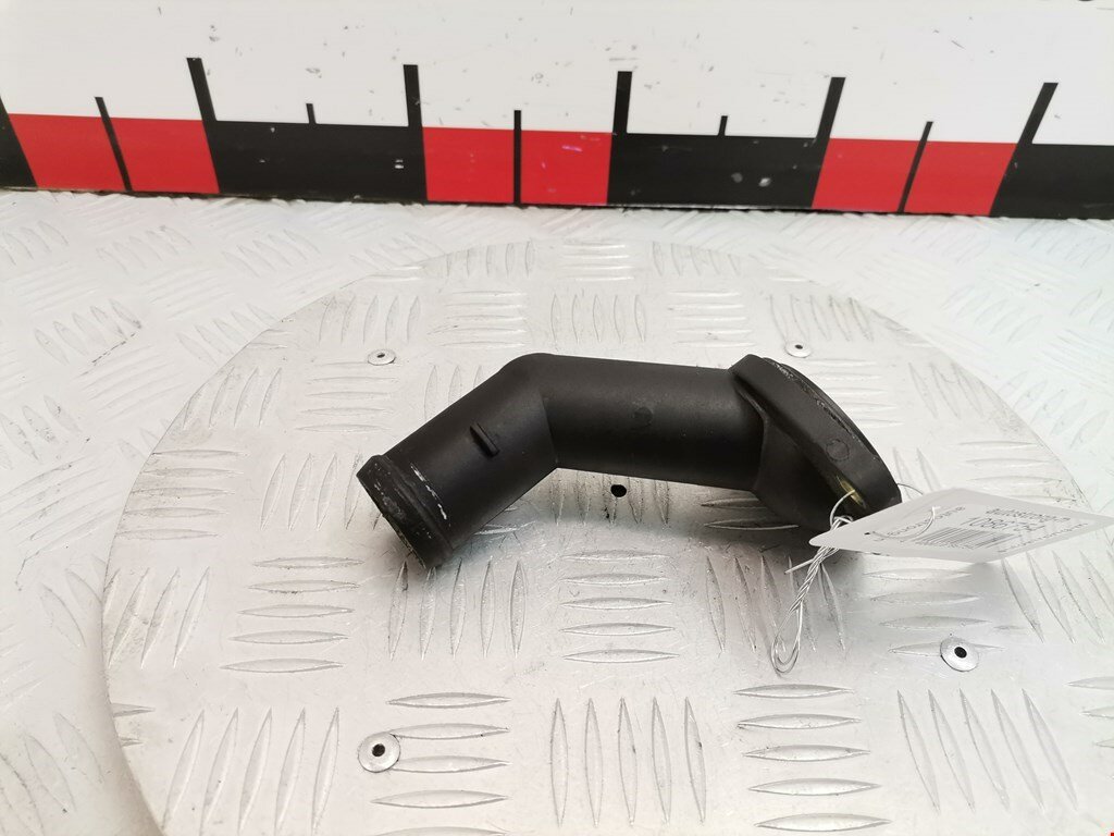 Корпус термостата Volkswagen Polo 3 06A121121C арт. 1086754