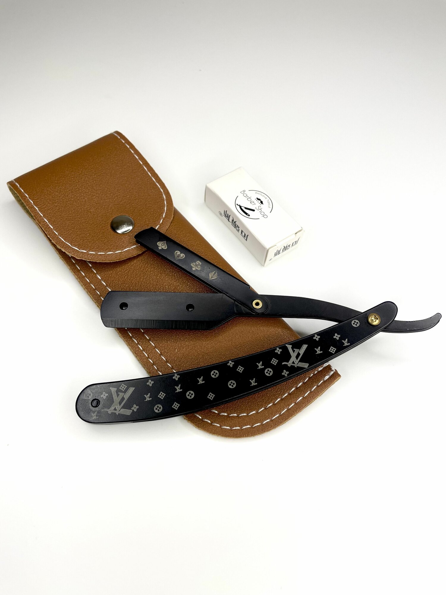Шаветка для бороды со сменными лезвиями / Опасная бритва для мужчин / мужская бритва - LV