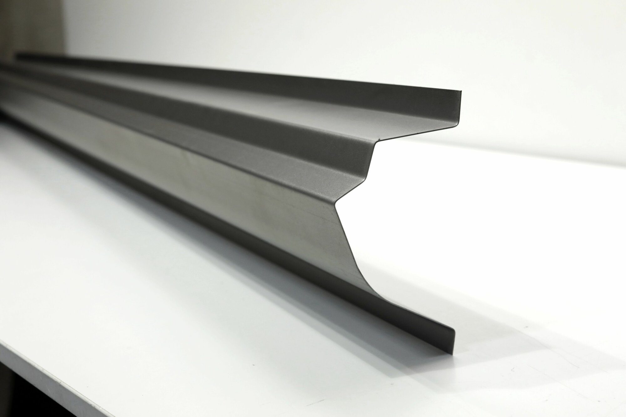 Порог ремонтный правый + усилитель для Suzuki Grand Vitara 1998-2005 тип кузова кроссовер 3д (сузуки гранд витара 1 /витара 2), холоднокатаная сталь 1 мм