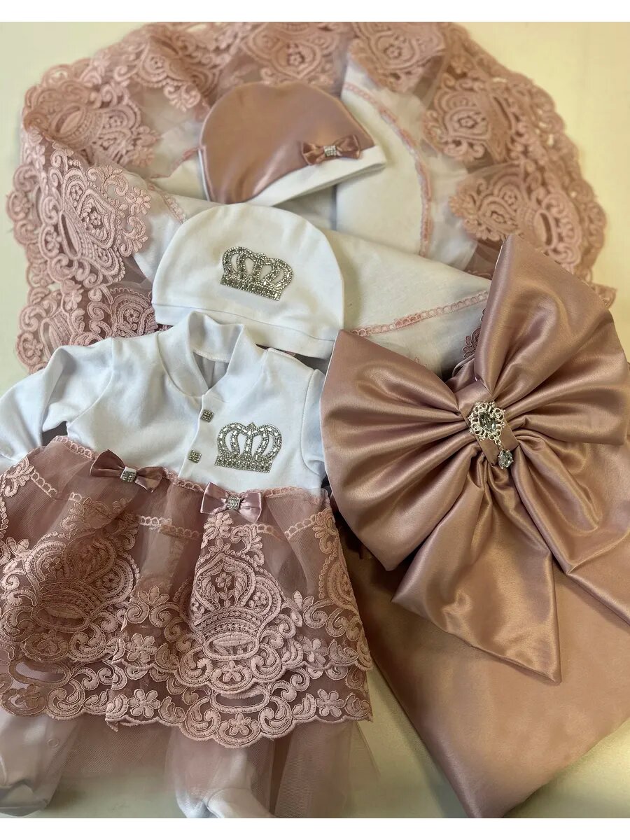 Конверт на выписку весна лето, для девочки пудровый