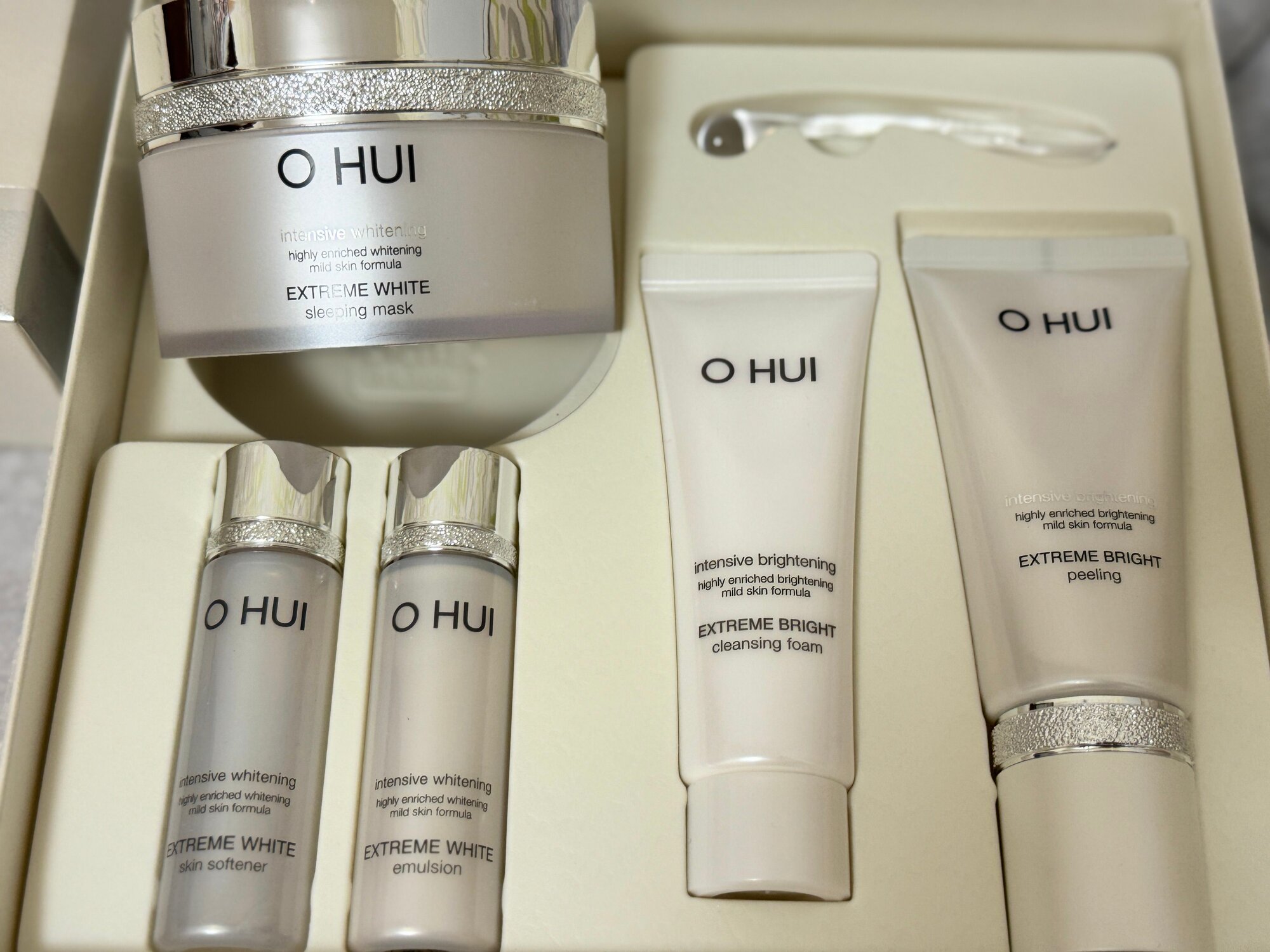 Набор уходовой косметики White Extreme Sleeping Mask O HUI, ночной, антивозрастной, 100 мл