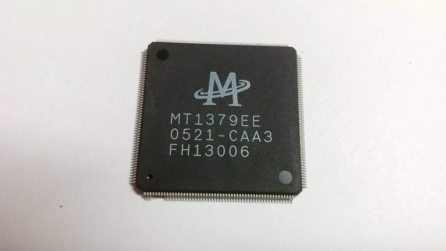 Видео декодер Mediatek 0881689 MT1379EE-C QFP IC 0521-CAA3 M Процессор арт. 1221