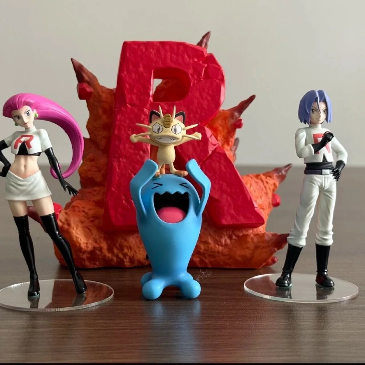 Фигурка Pokemon Команда Ракетчиков Bandai 13см ПВХ