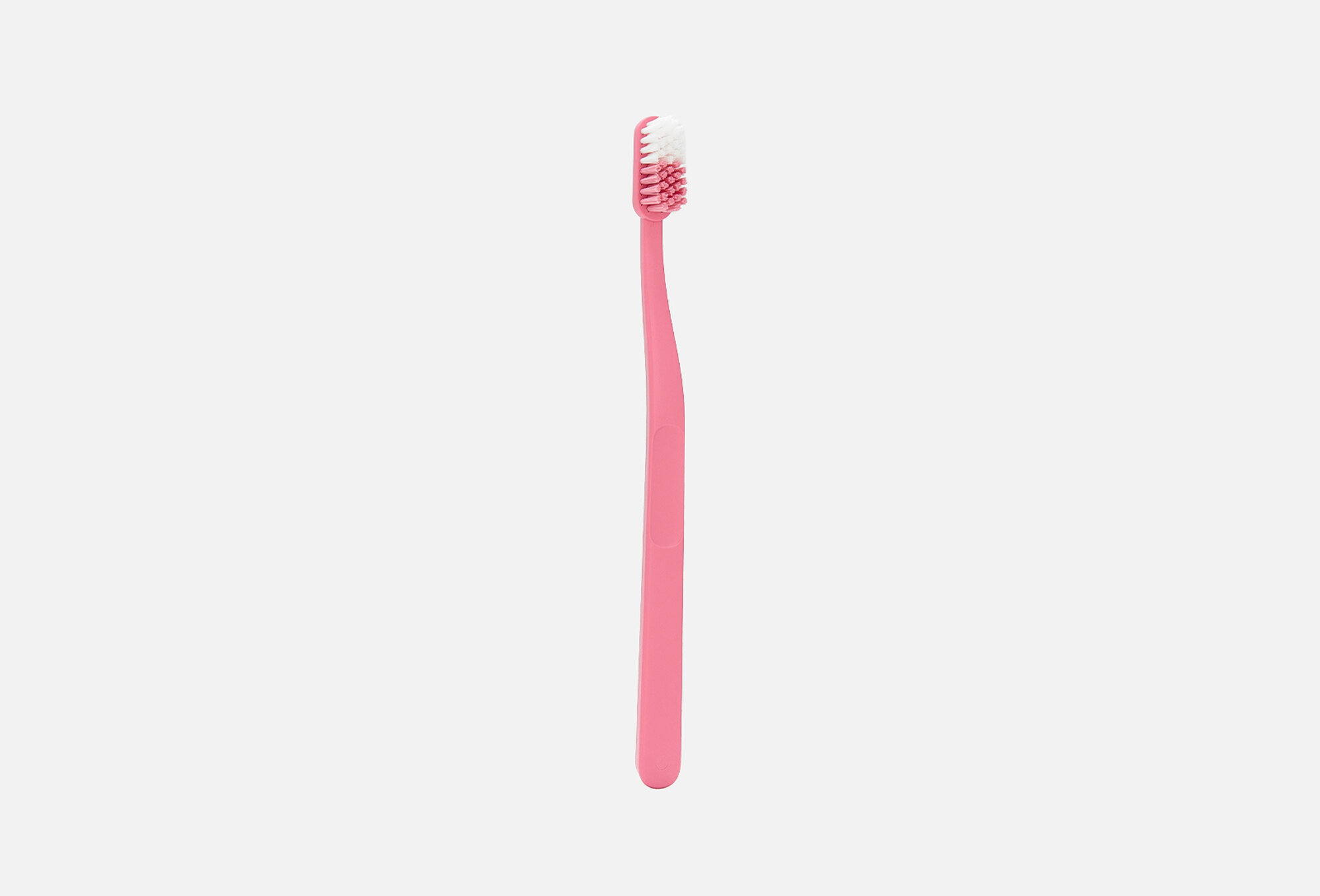 Зубная щетка средней жесткости JORDAN Clean Smile Korall
