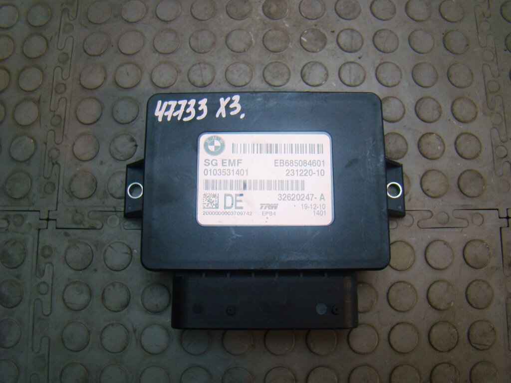 BMW X3 F25 Блок управления стояночным тормозом 34436887358