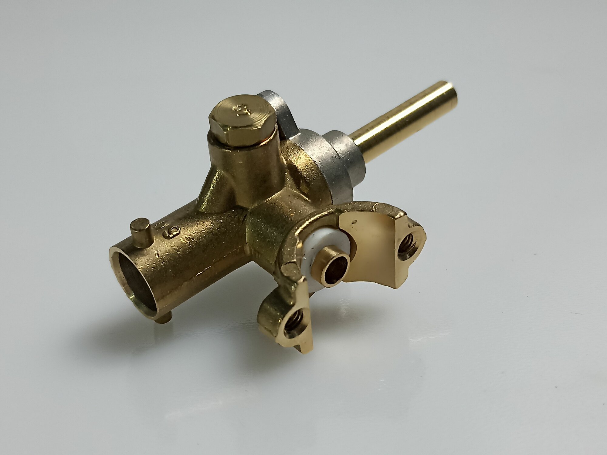 Газовый кран малой конф, для газовой плиты Darina GM42002WG