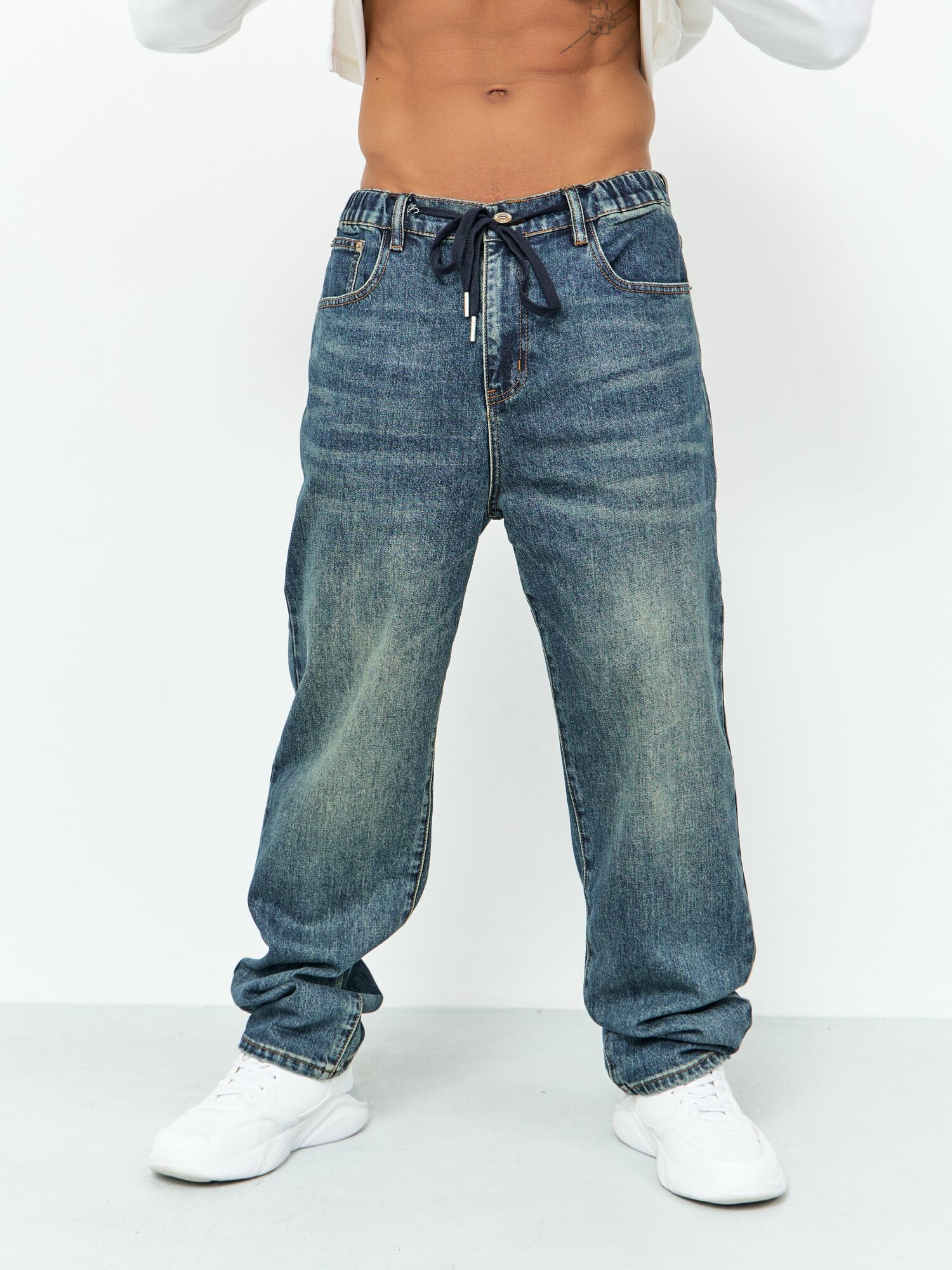 Джинсы бананы 