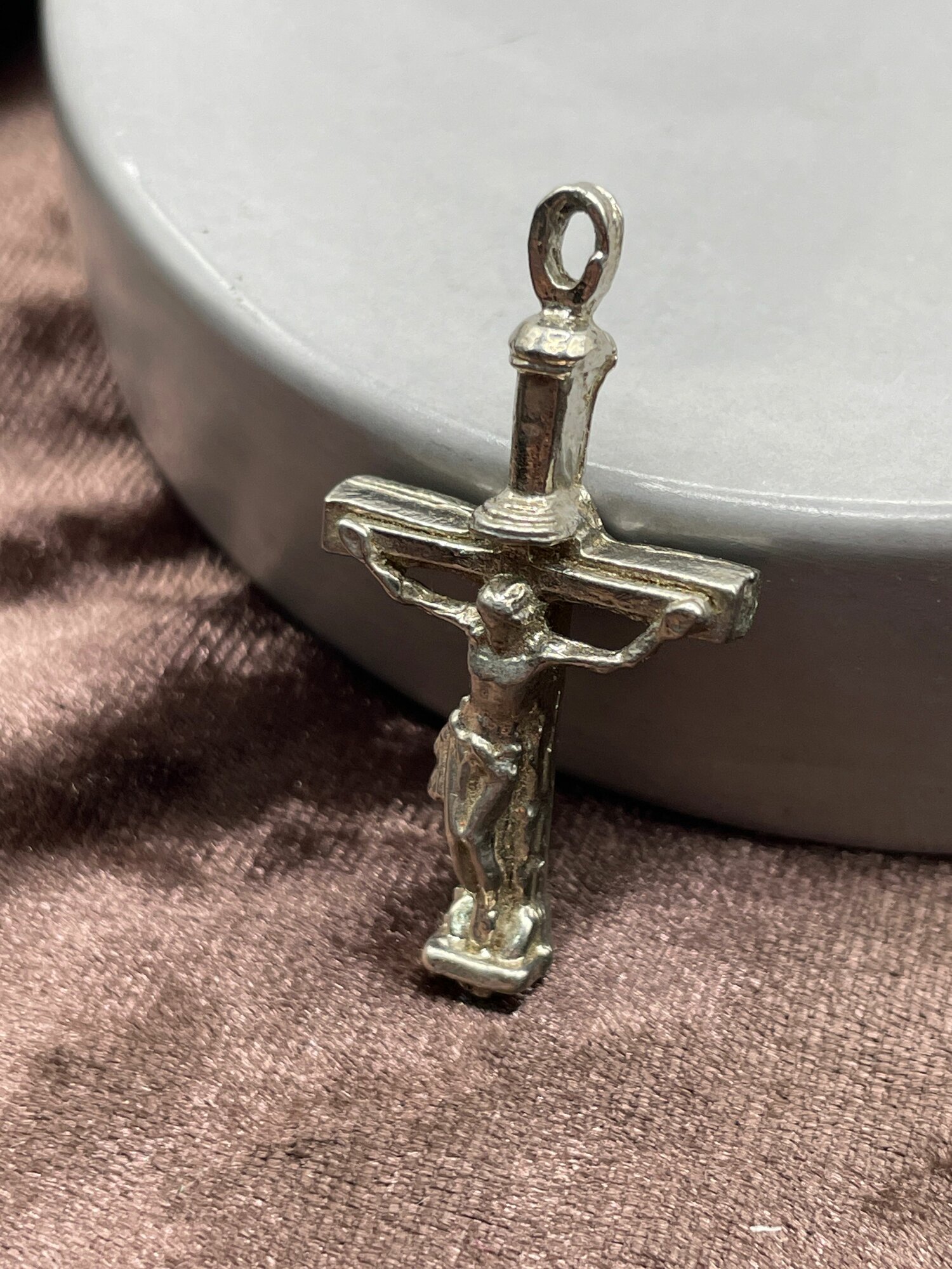 Винтажный нательный крест крестик, кулон, серебрение
