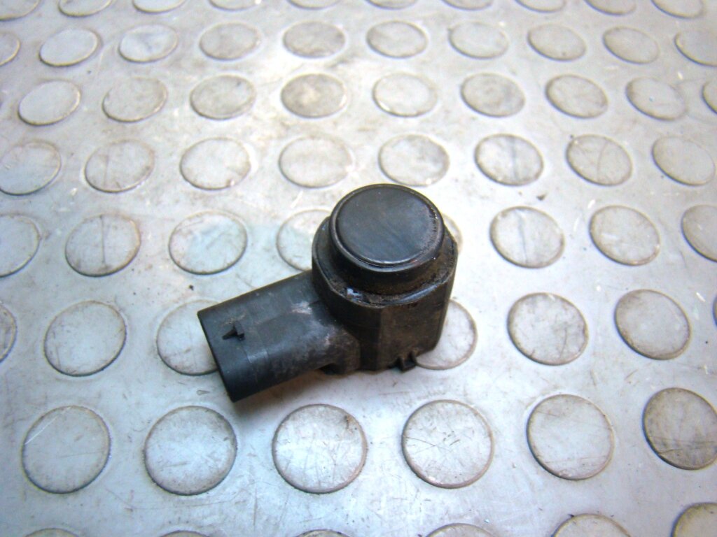 Freelander 2 Датчик парковки LR006039