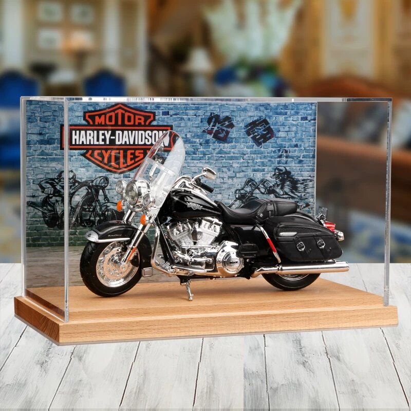 Коллекционная фигурка Harley-Davidson Road King Classic с деревянным основанием и дисплеем