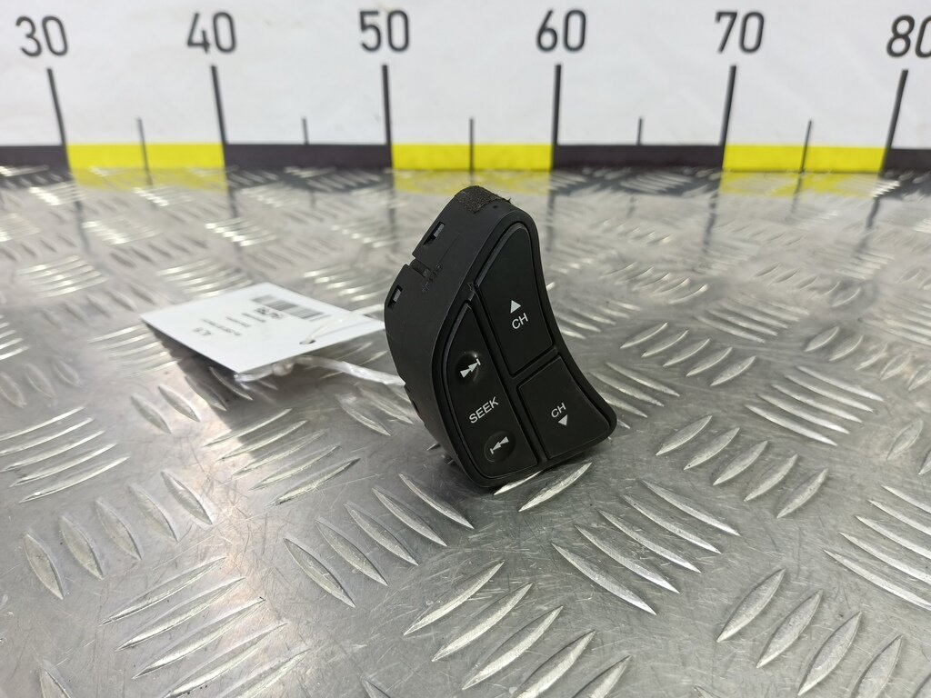 Блок кнопок Б/У для Kia Ceed ED (2006—2010) 967101H100EQ