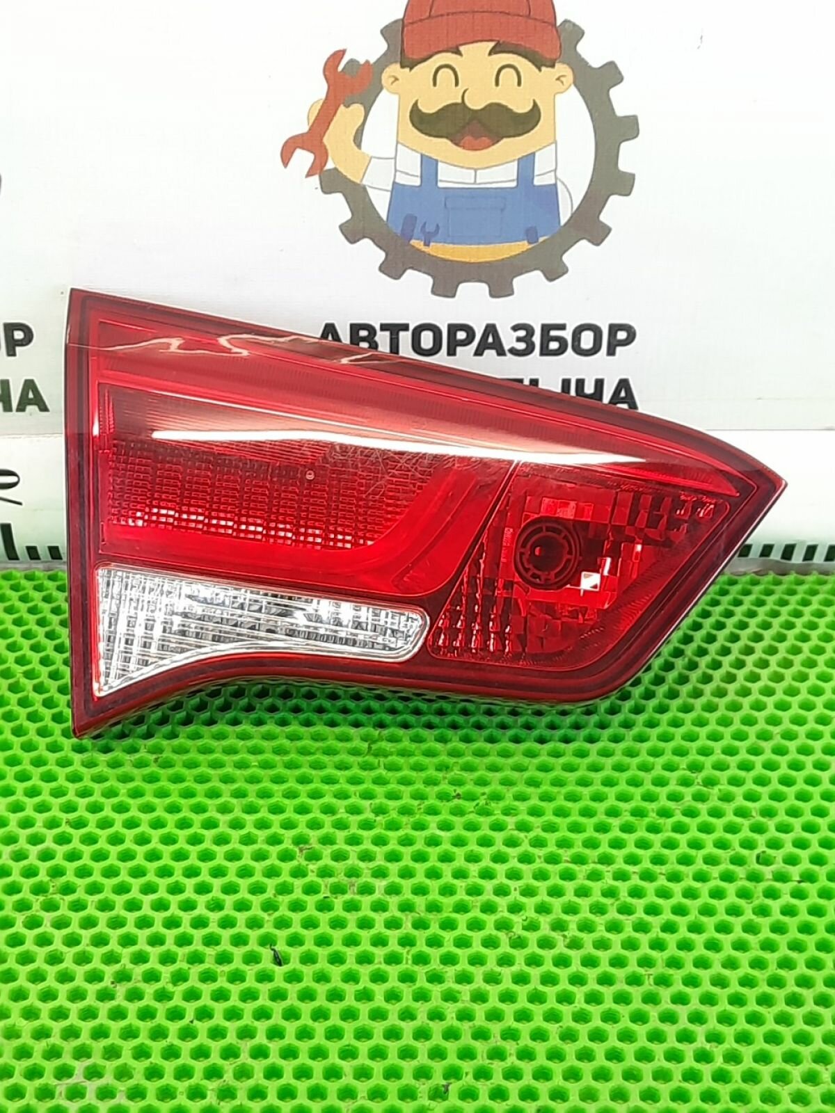 Фонарь внутренний левый Kia Rio 3 Led 2015-2017г