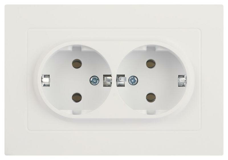 Розетка 2-м СП Accent 6-205-01М 16А IP20 250В 2P+E Schuko AL/CU бел. матов. Intro Б0063487