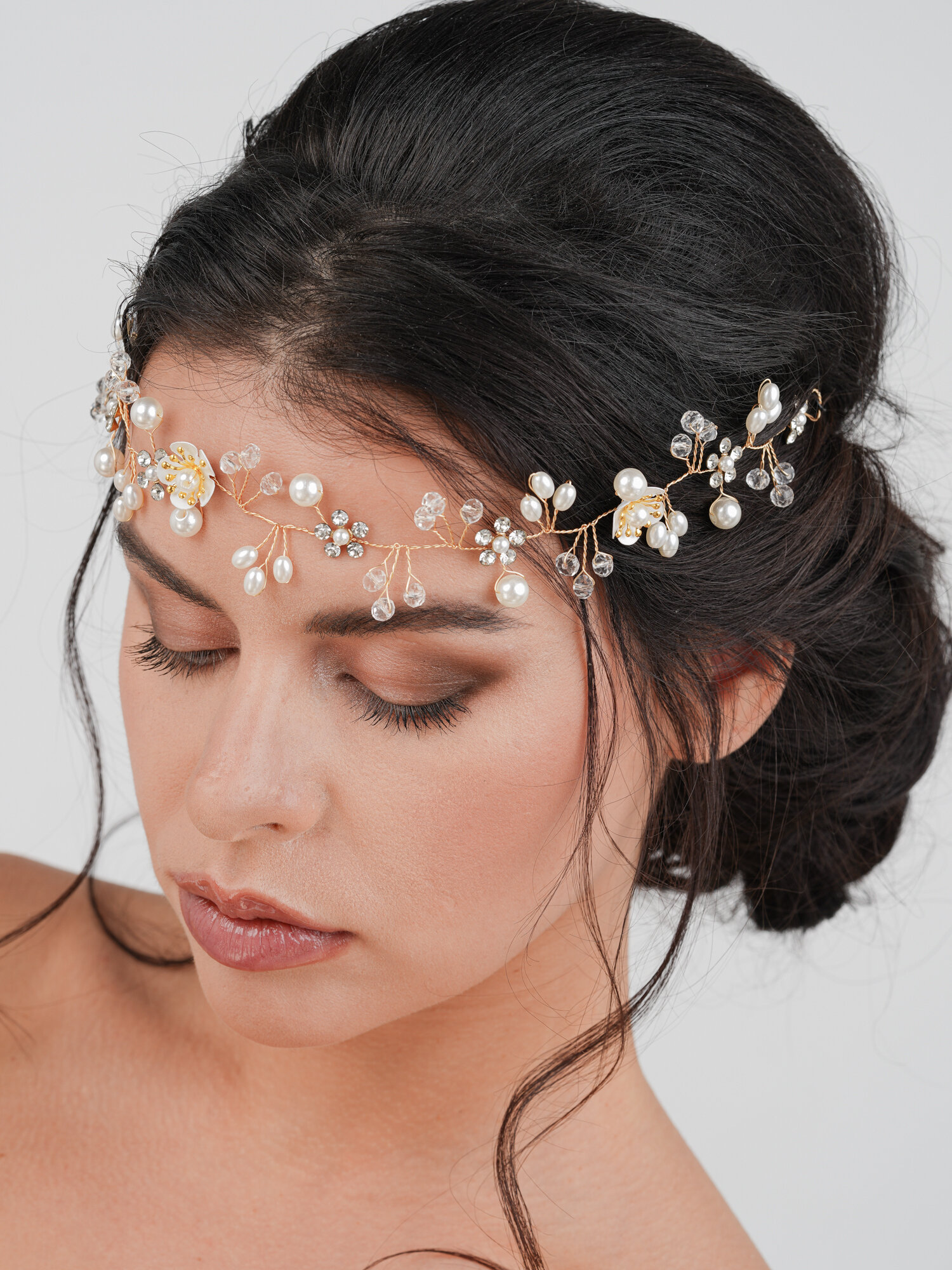 Диадема LUMINA, бижутерный сплав/жемчуг/пластик/стразы, женская, цвет золотистый