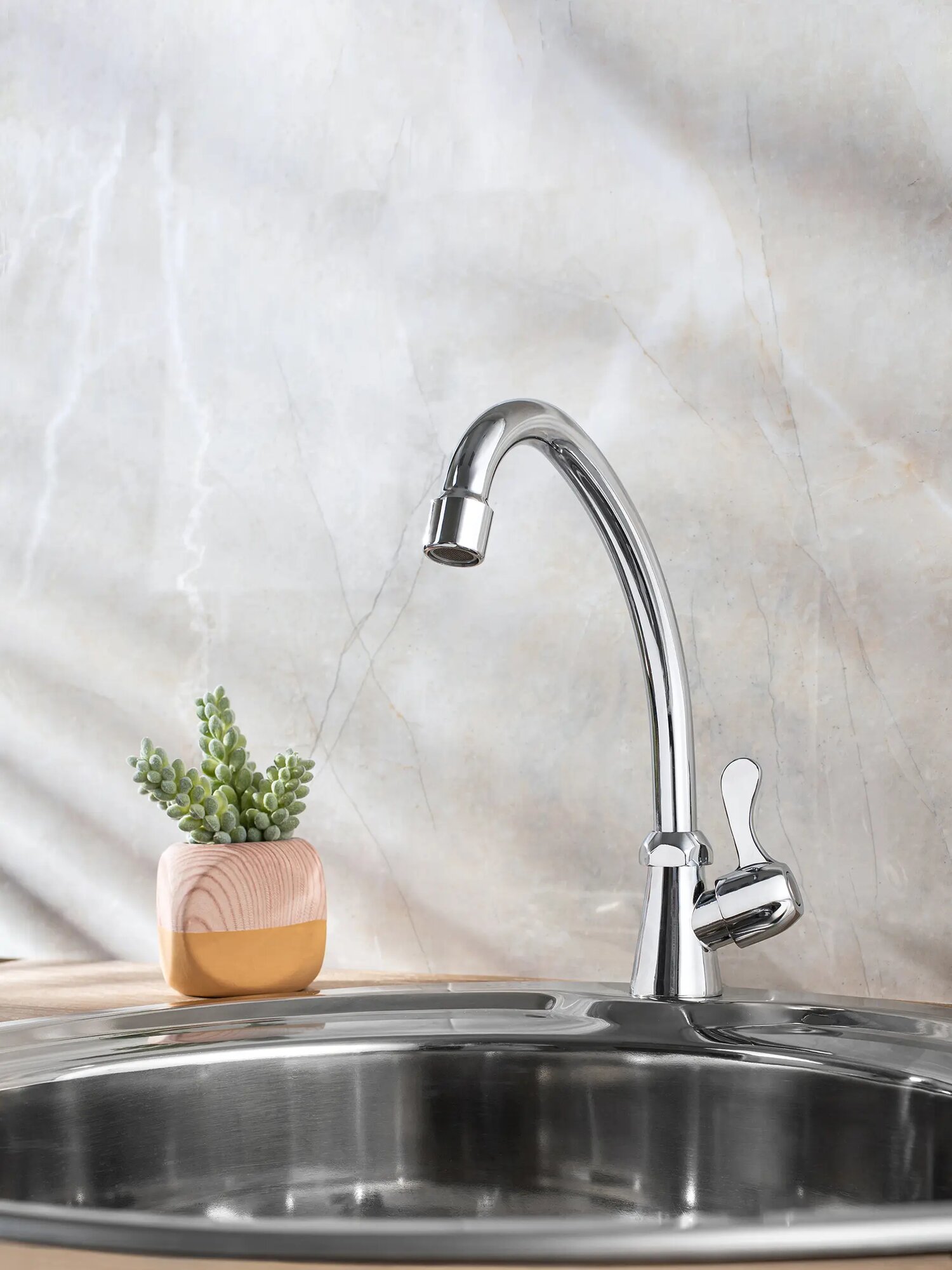 Кран для холодной воды "Ростовская мануфактура сантехники" SL79-269F-1, рычажное управление, хромированный