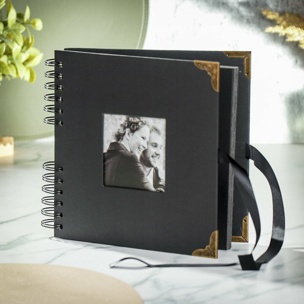 Фотоальбом КНР на кольцах, крафтовый, 22,5х20,5 см, с ленточкой, черный