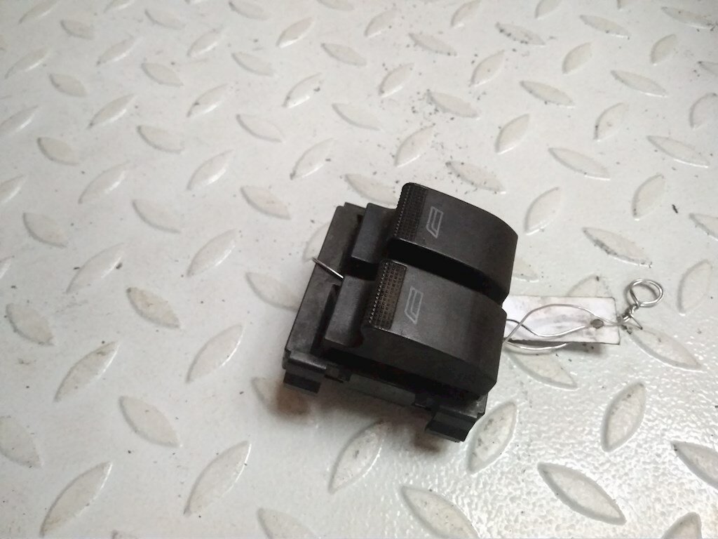 Блок управления стеклоподъемниками Audi A3 8L 8L0959851 арт. 385643