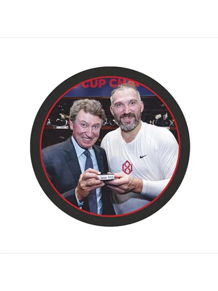 Шайба Игрок НХЛ GRETZKY OVECHKIN в раздевалке 1-ст.