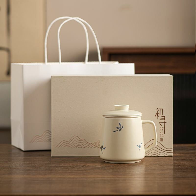 Керамическая чашка для заваривания чая с фильтром и крышкой