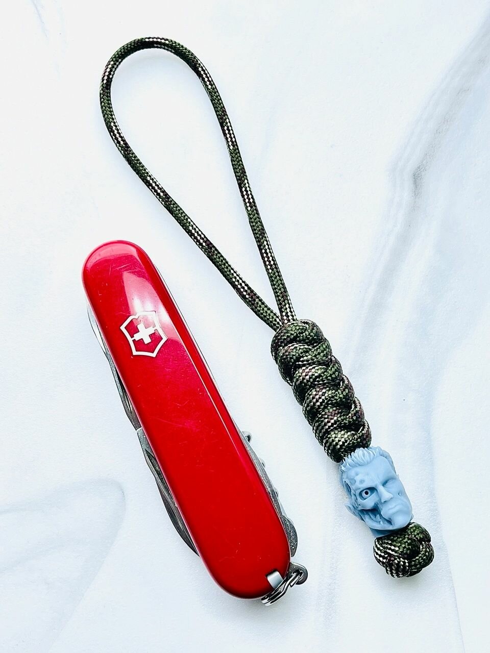 Темляк для ножа