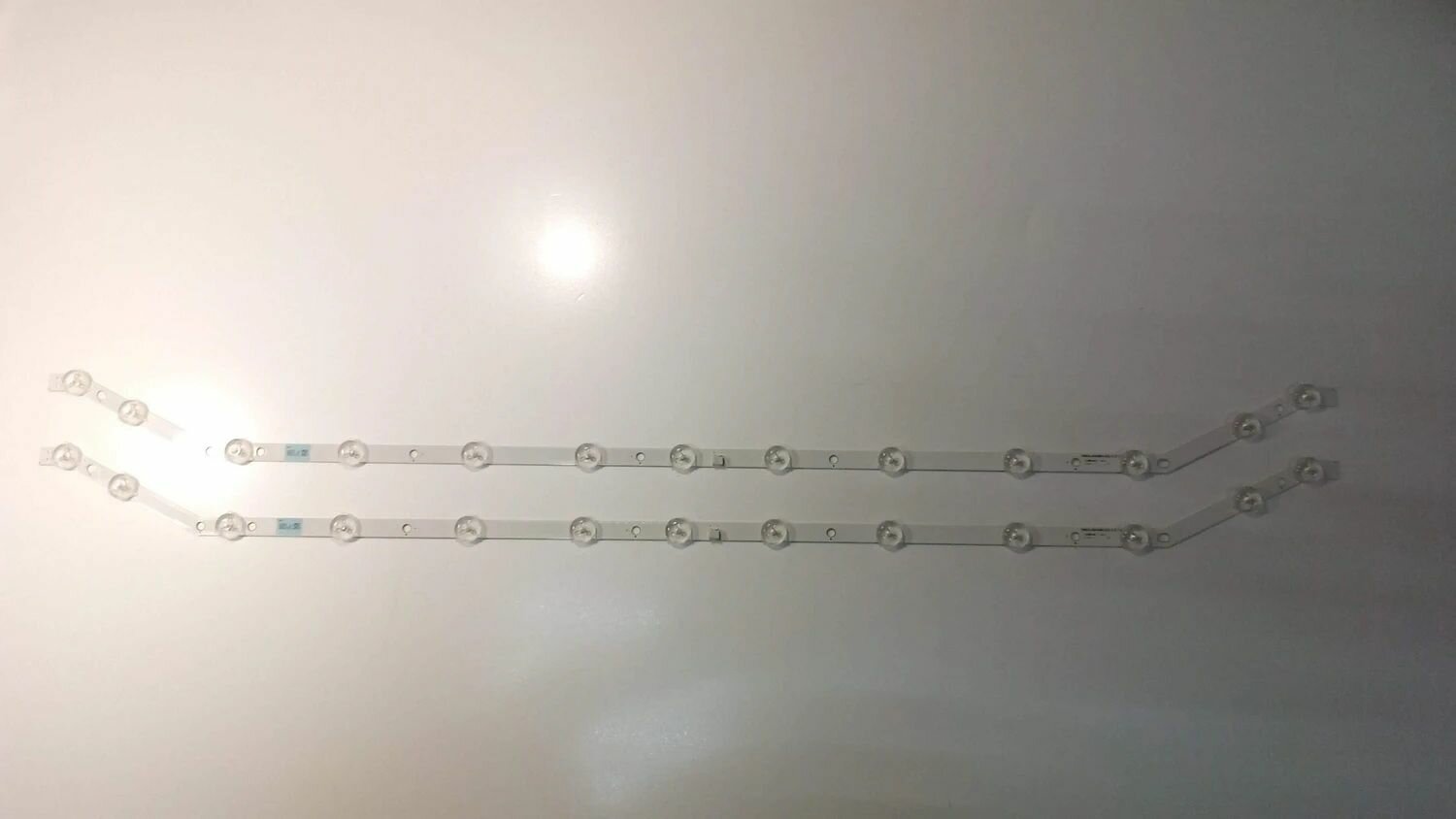 DMGE-400SMA-R2 LCD Samsung CY-HH040BGNV1V FW47 за 1 планку для Ue40H5203Ak Is01 Lcd Телевизор Samsung LCD, LED подсветка (string стринг светодиодный) для матрицы арт. 7908