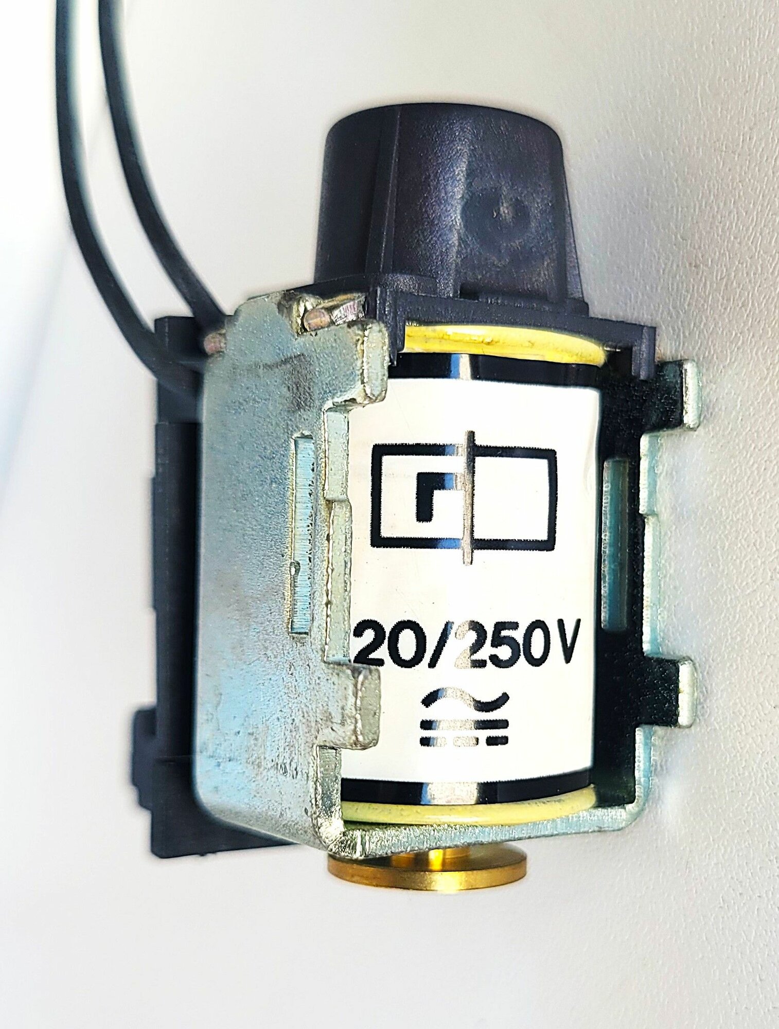 Расцепитель независимый (выключатель дистанционный) 220В Legrand 26167 для автоматических выключателей DPX125-1600А.