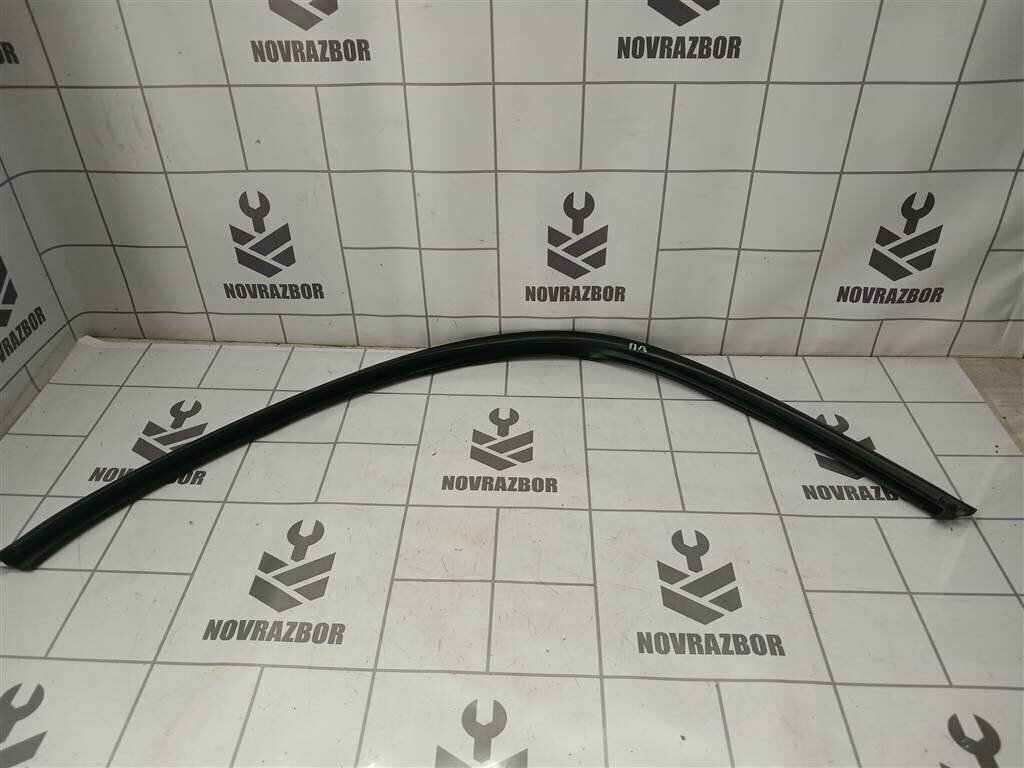 Уплотнитель двери Chevrolet Lacetti 04-13