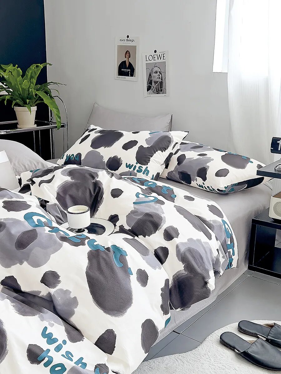 Постельное белье евро 4 наволочки Novella