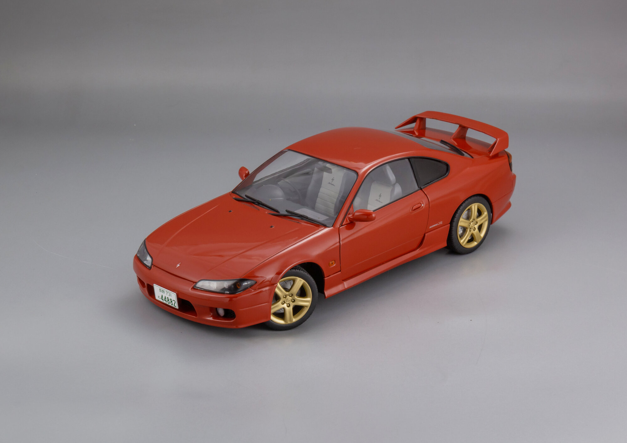 1:18 Nissan Silvia S15 SPEC-R AERO, Коллекционная масштабная модель от Solido