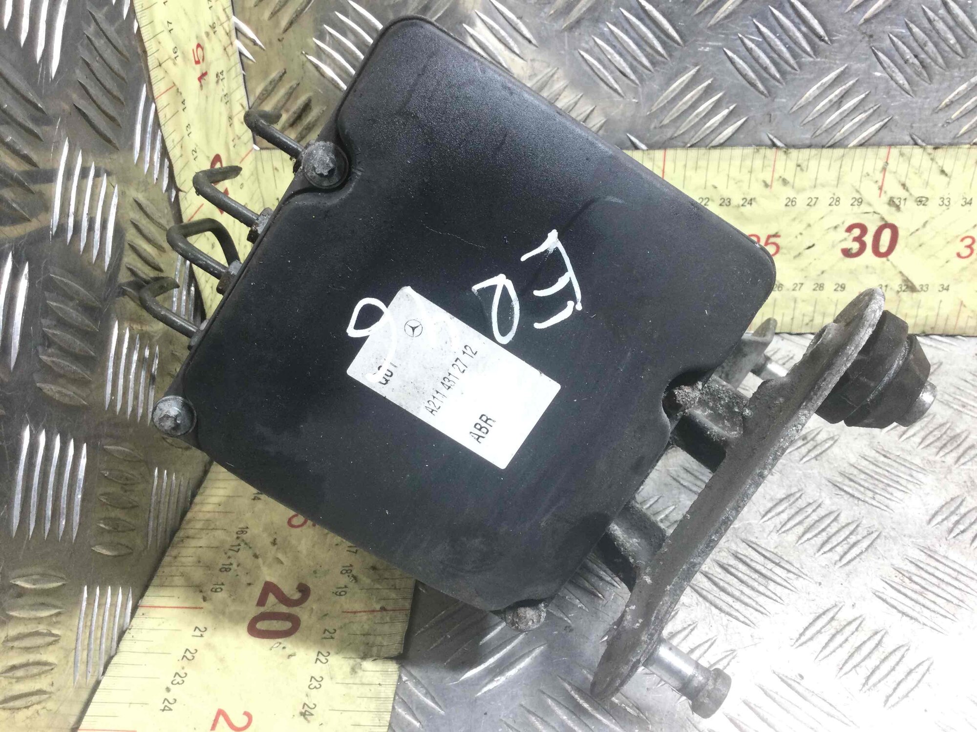 Б/У Блок ABS Mercedes E-klasse E-klasse (W211) 2002 - 2009 2008 г.