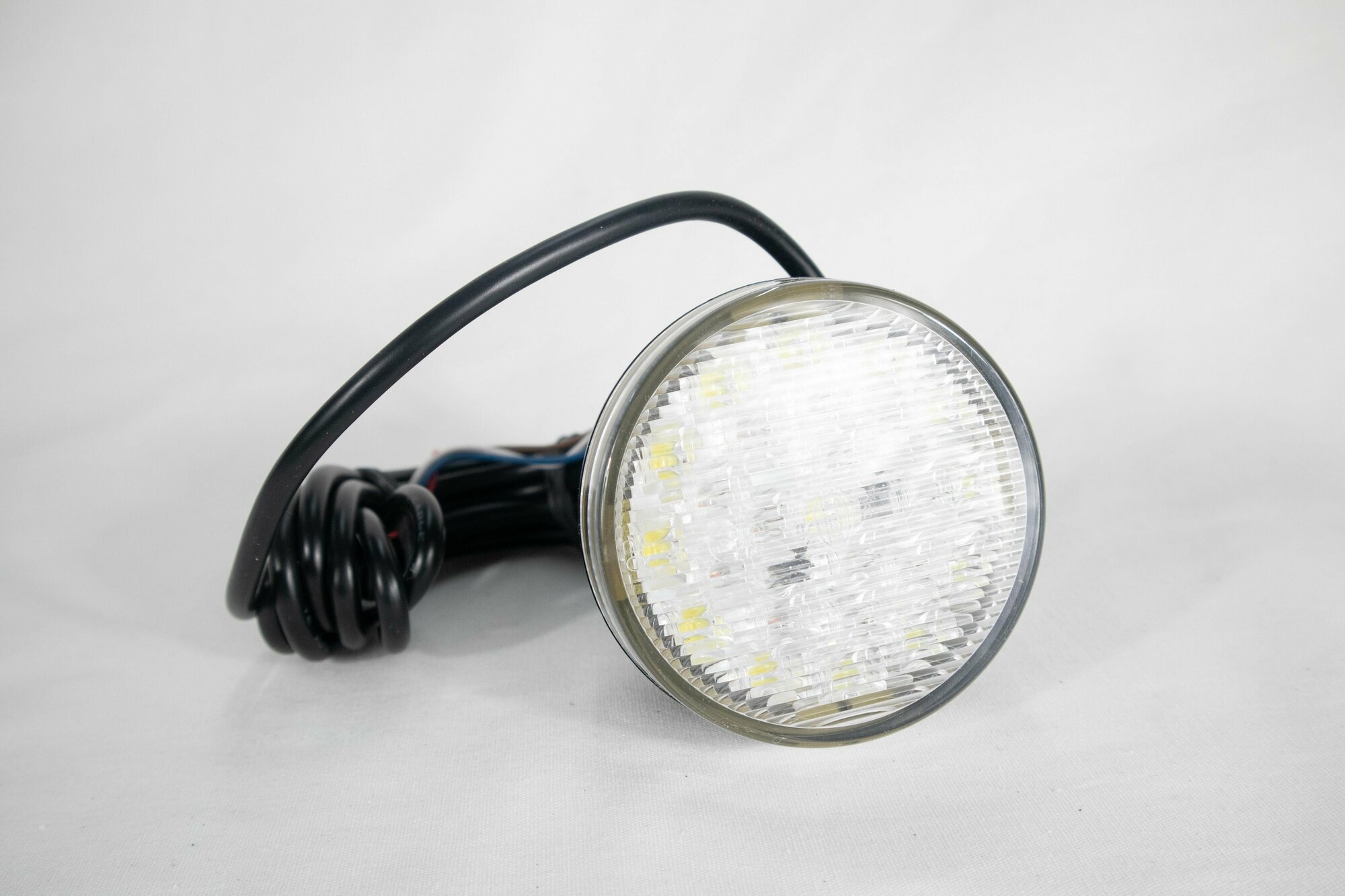 Фонарь указателя поворота и габаритов передний светодиодный ЛиАЗ-5292, 6213 Hella 2BE 980 690-101