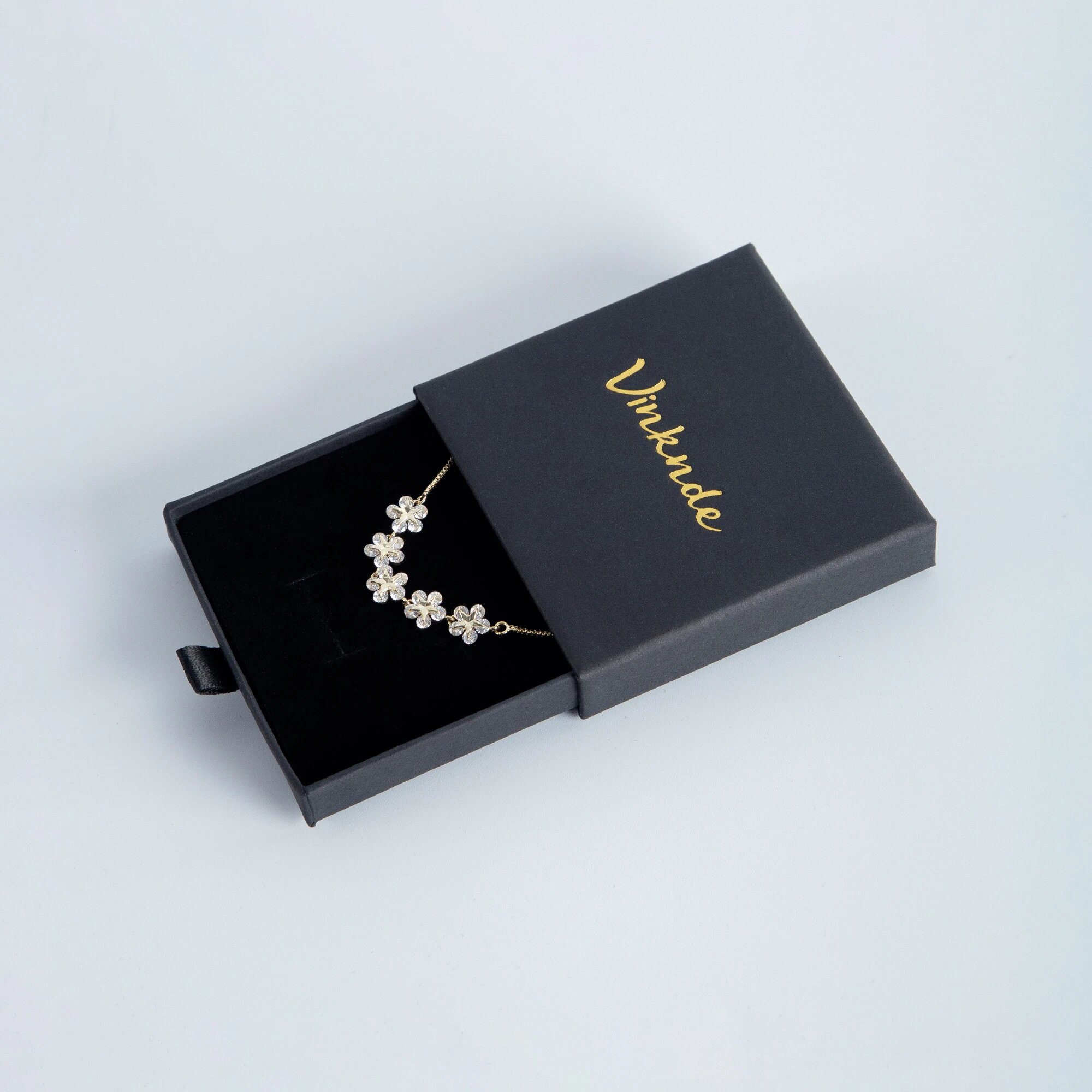 Набор коробок для украшений из картона 24 шт. Black with logo, 8x8x2.5cm